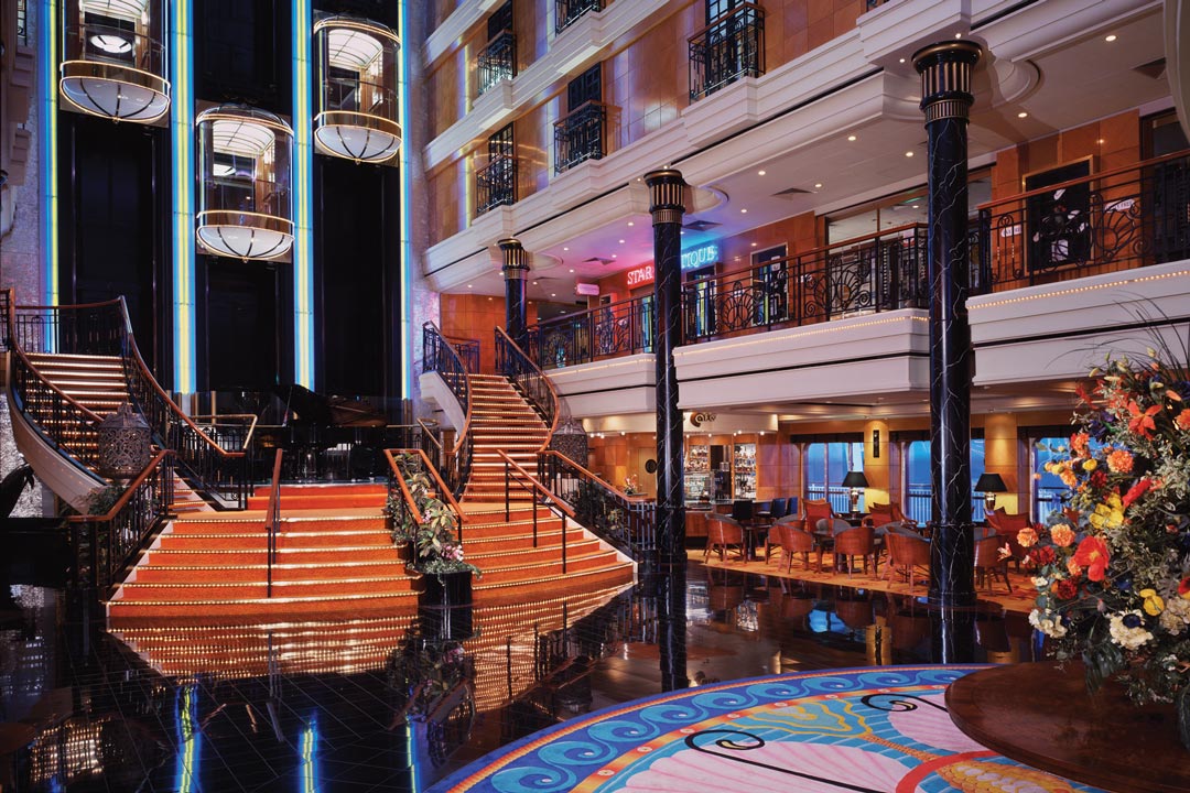 Norwegian Spirit Dining | Cruise with Points