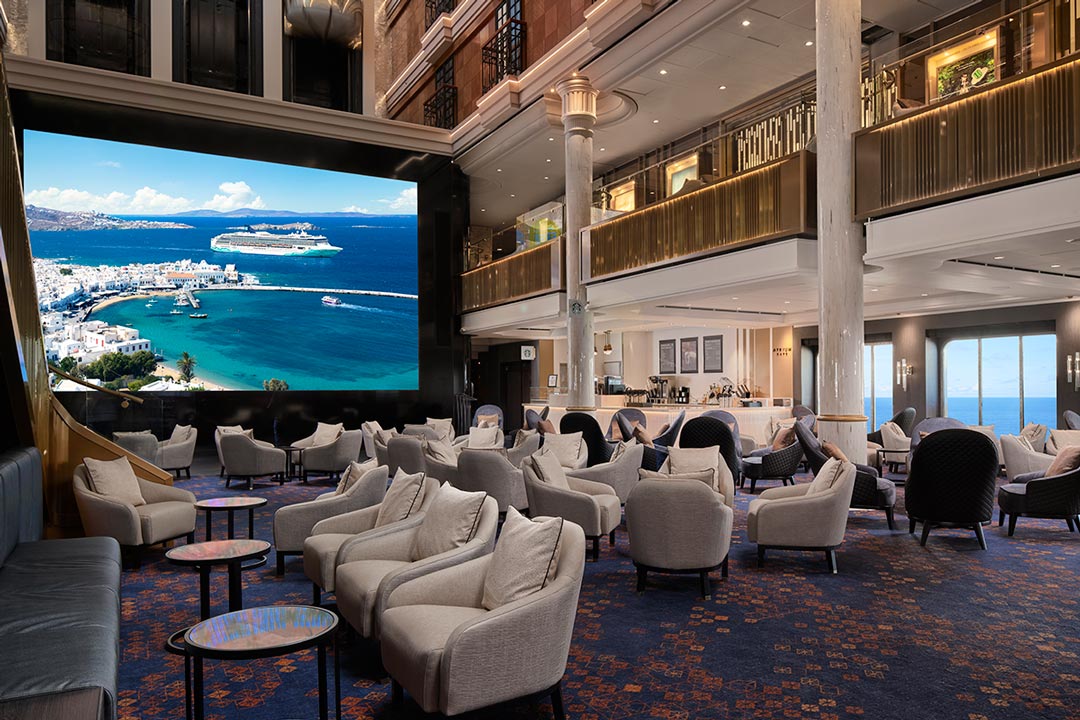 Norwegian Spirit Dining | Cruise with Points