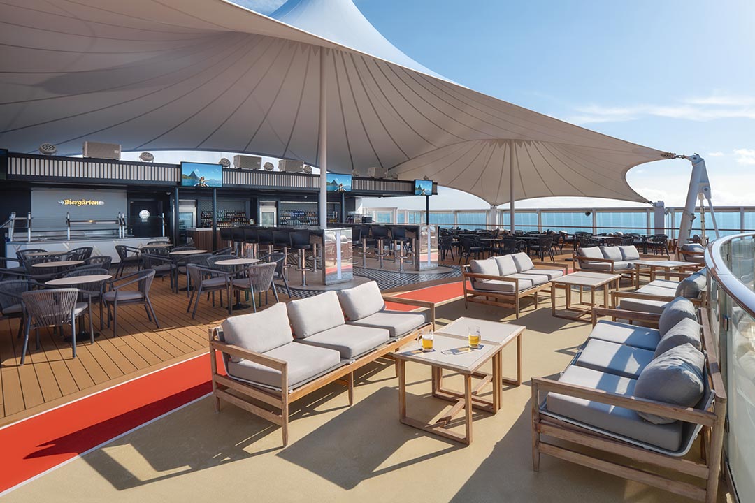 Norwegian Spirit Dining | Cruise with Points