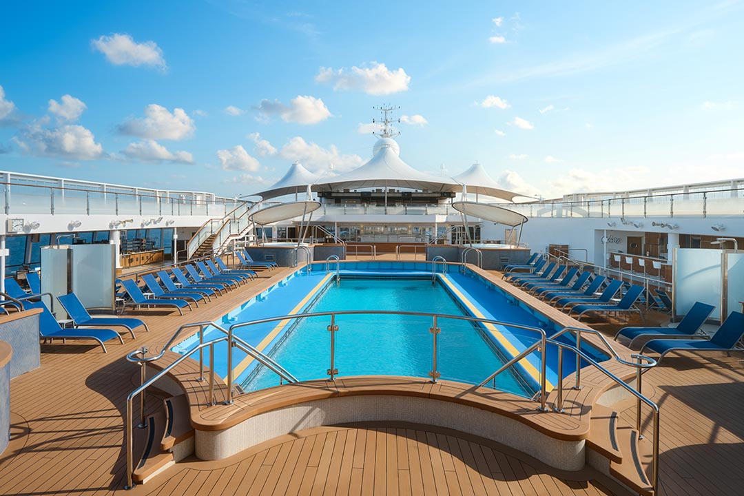 Norwegian Spirit Dining | Cruise with Points