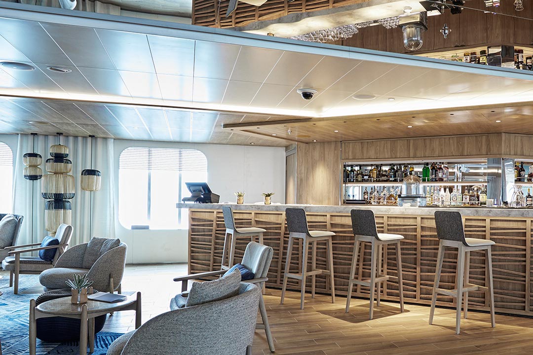 Le Champlain Cruise Ship Details | Cruise with Points