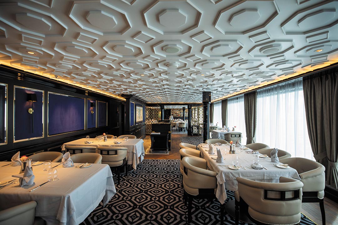 Seven Seas Splendor Cruise Ship Details | Cruise with Points